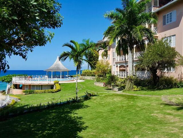 Apartment For Sale: MAIN STREET, Ocho Rios | $450,000 | Keez