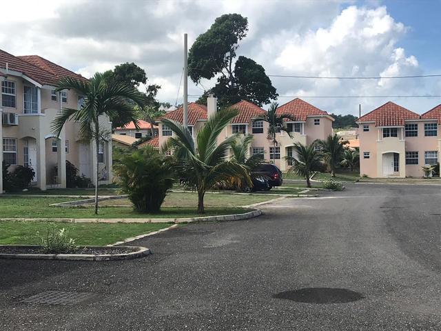 Townhouse For Sale: MANGO VALLEY MAIN ROAD, Boscobel | $18,500,000 | Keez