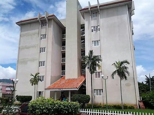 Apartment For Rent: CONSTANT SPRING ROAD, Kingston 8 | $75,000 | Keez