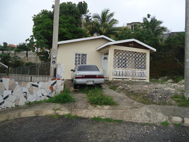House For Sale: PORTO BELLO ESTATE, Montego Bay | $9,000,000 | Keez