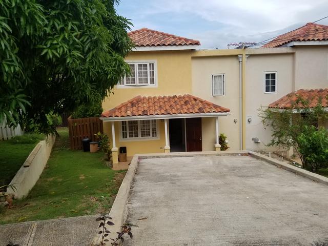 Townhouse For Rent: MANGO WALK COUNTRY CLUB, Montego Bay | $1,400 | Keez