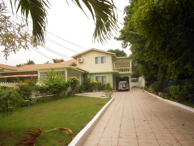 Apartment For Rent: MORNINGSIDE DRIVE, Kingston 19 | $85,000 | Keez