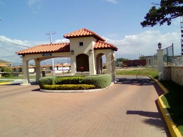 House For Rent: BAYFRONT VILLA PORTMORE, Bridgeport | $150,000 | Keez