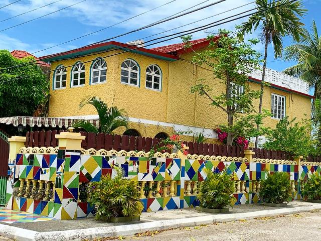 House For Sale: 51 N EDGEWATER PORTMORE, Bridgeport | $16,500,000 | Keez