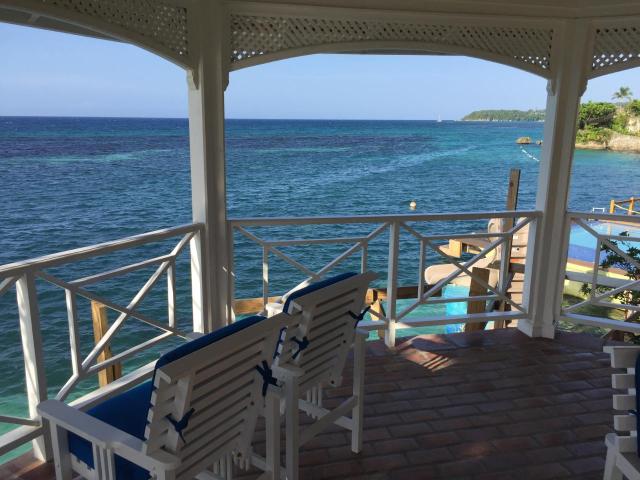 Apartment For Rent: MAIN STREET, Ocho Rios | $2,500 | Keez