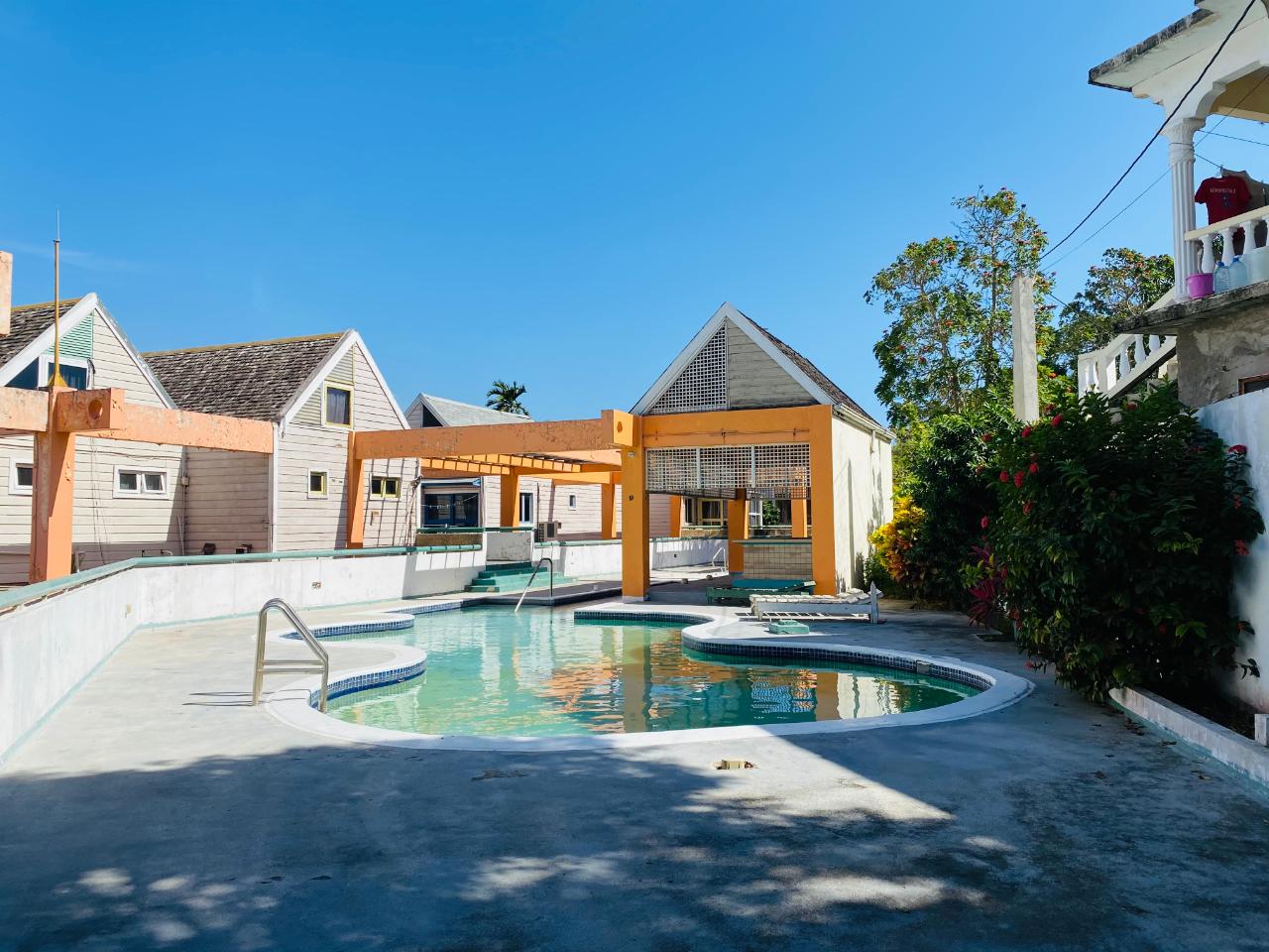 Resort / Villa For Sale: NEGRIL SUNSHINE VILLAGE, Negril | $75,000 | Keez