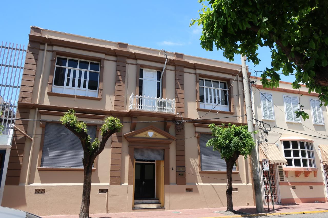 Offices / Commercial Bldg For Rent: DUKE STREET, Kingston 1 | $50,000 ...