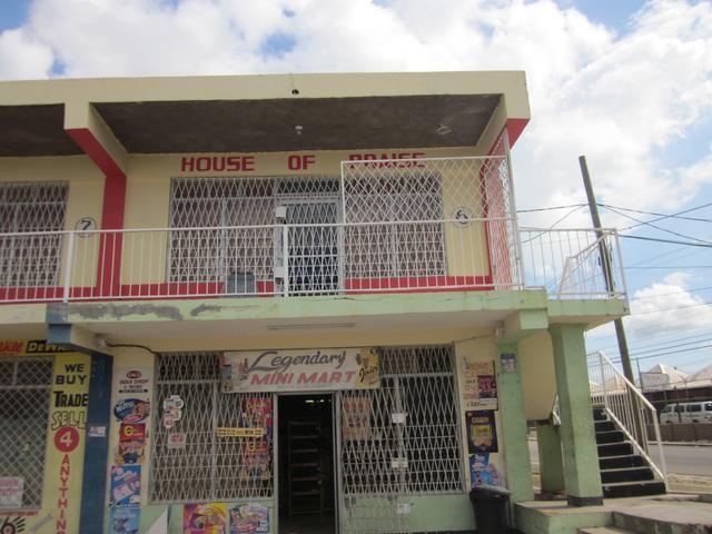 Offices / Commercial Bldg For Sale: PAISLEY AVENUE, May Pen ...