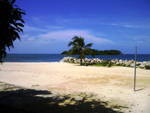 Resort / Villa For Sale: POINT VILLAGE, Negril | $399,000 | Keez