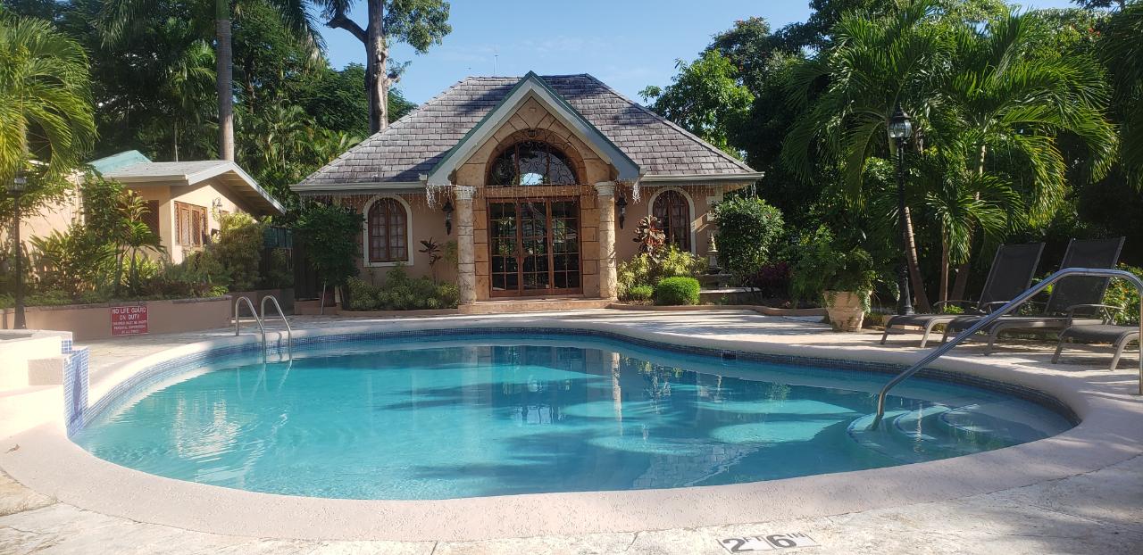 Apartment For Rent: LONG LANE, Kingston 8 | $2,800 | Keez