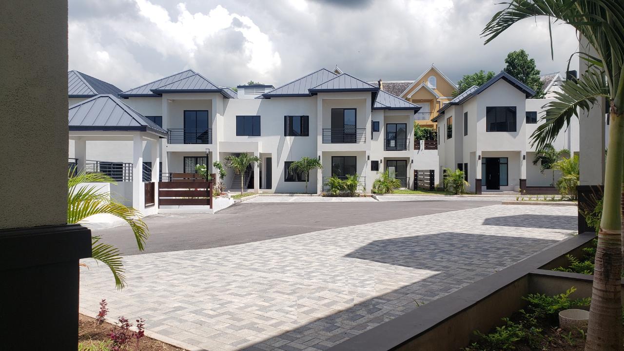 Apartment For Rent: RUSSELL HEIGHTS, Kingston 8 | $1,800 | Keez