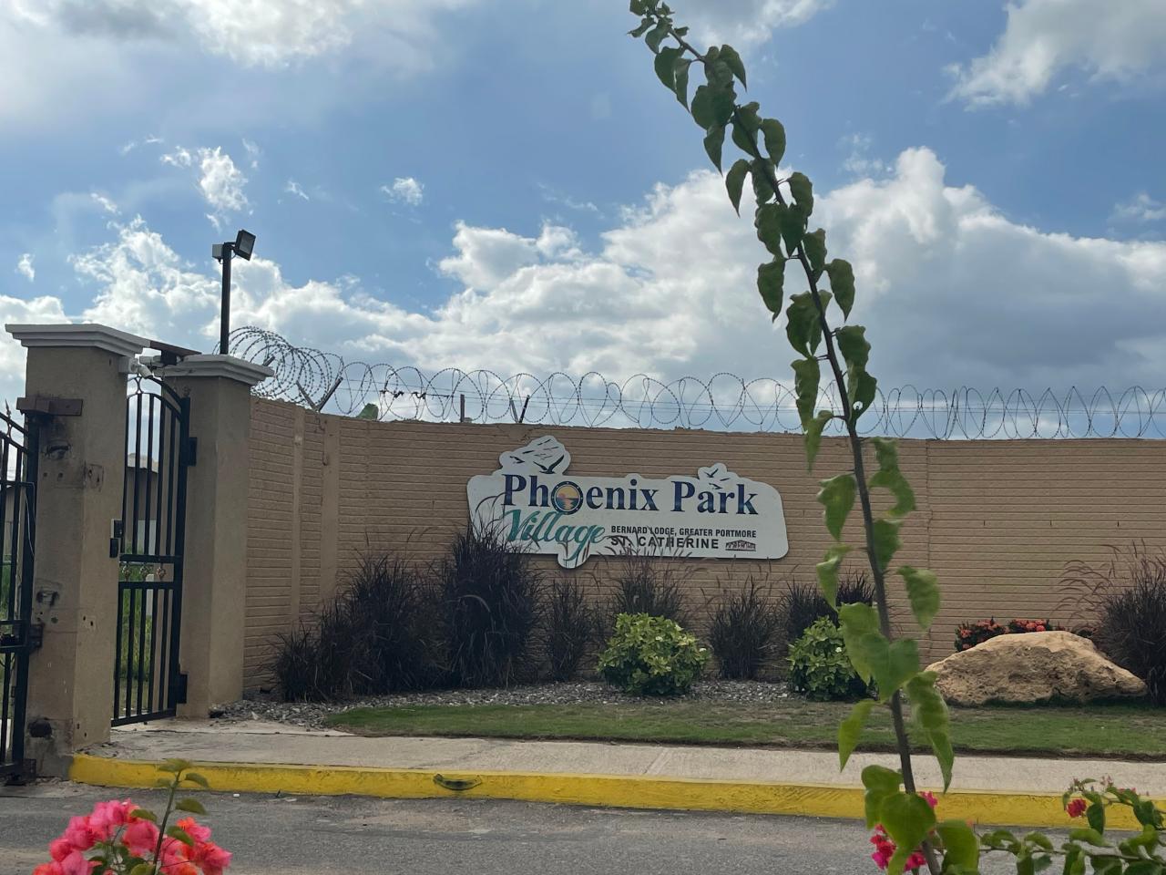 House For Rent: PHOENIX BOULEVARD, PHASE, Greater Portmore | $80,000 | Keez