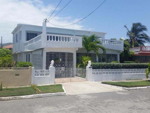 House For Sale: JUDITH AVE, EDGEWATER, Bridgeport | $30,000,000 | Keez