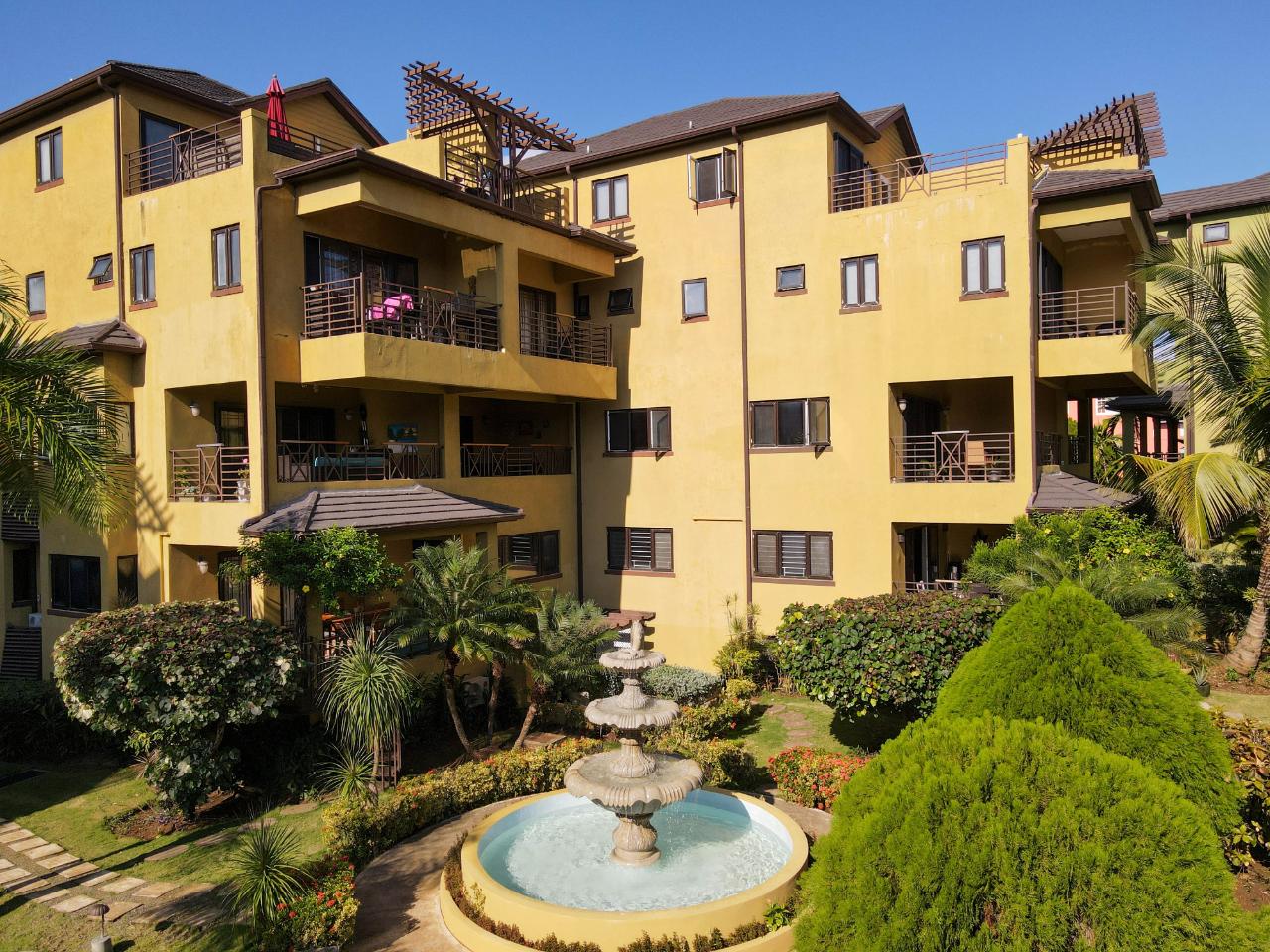 Apartment For Sale: MAIN STREET, Ocho Rios | $375,000 | Keez