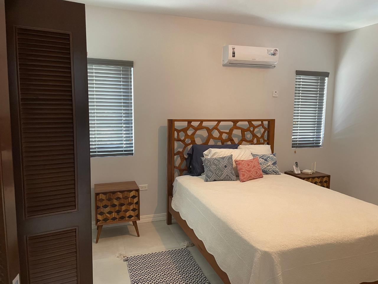 Apartment For Rent: LONG LANE, Kingston 8 | $155,000 | Keez