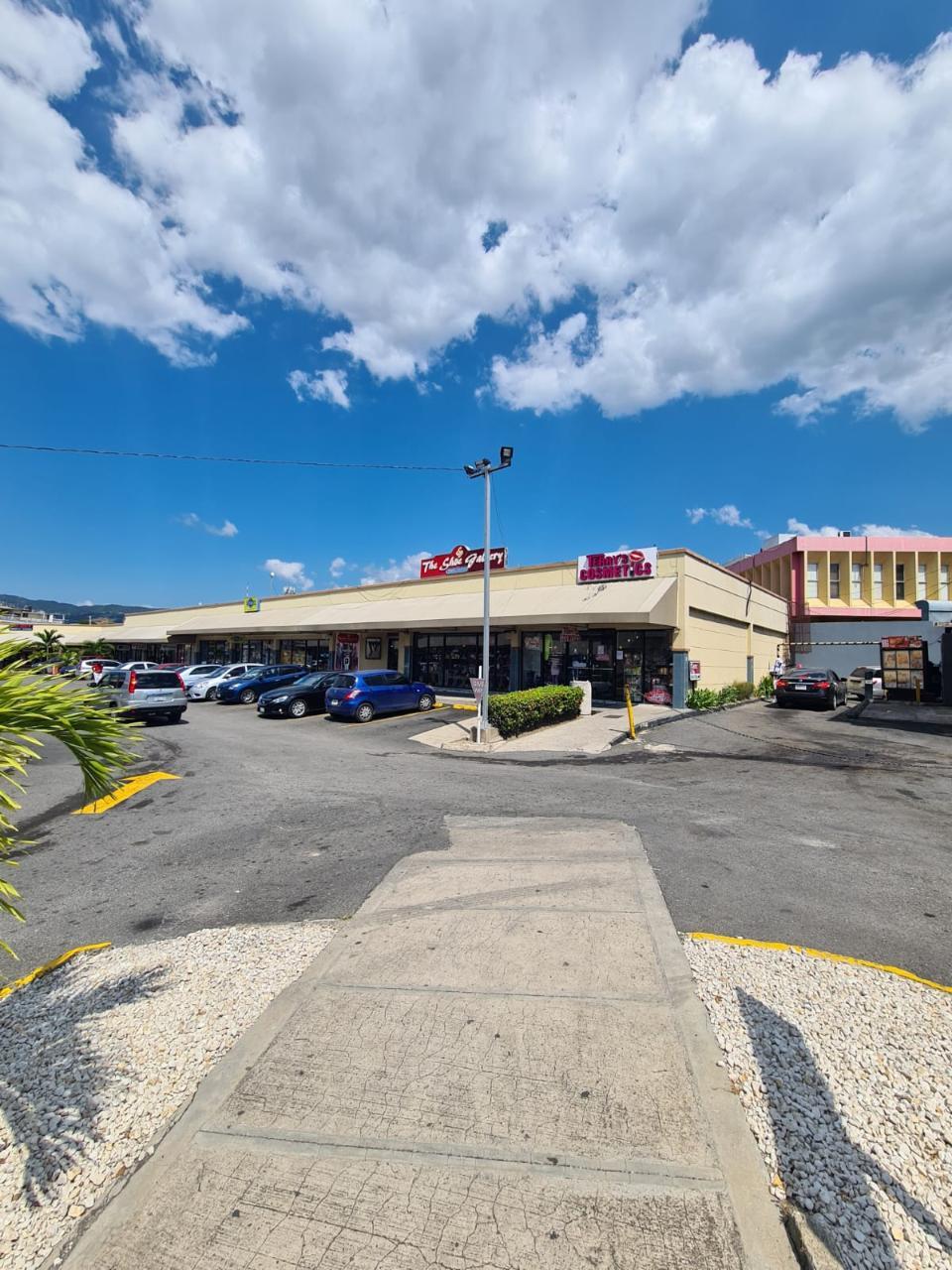 Offices / Commercial Bldg For Rent: CONSTANT SPRING ROAD, Kingston 10 ...