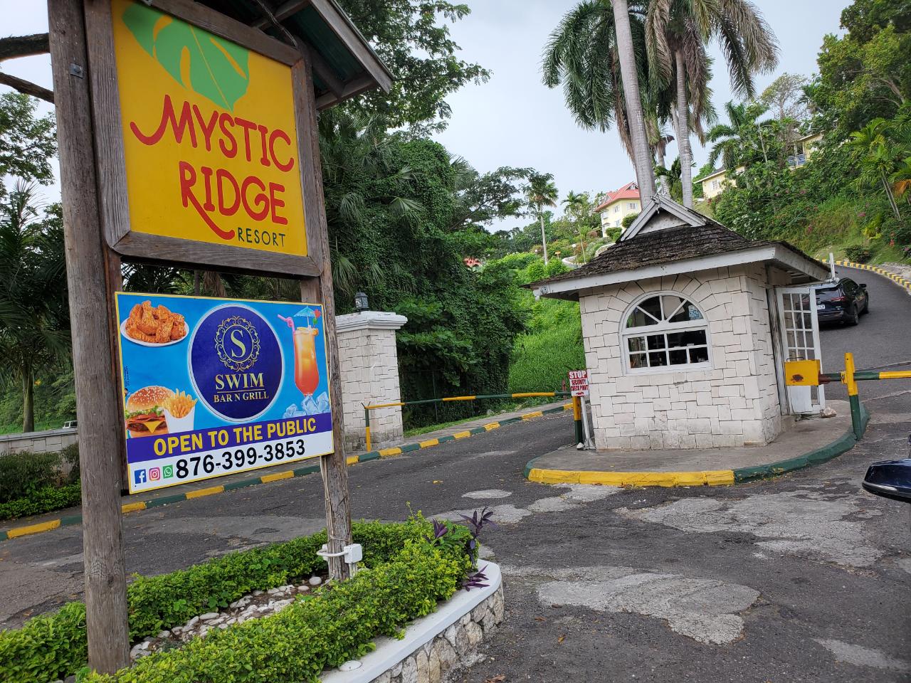 Resort / Villa For Rent: MYSTIC RIDGE RESORT, Ocho Rios | $1,100 | Keez