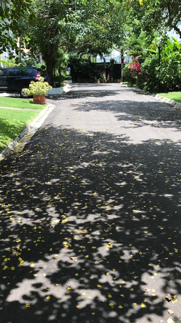 Townhouse For Rent: NORBROOK DRIVE, Kingston 8 | $3,000 | Keez