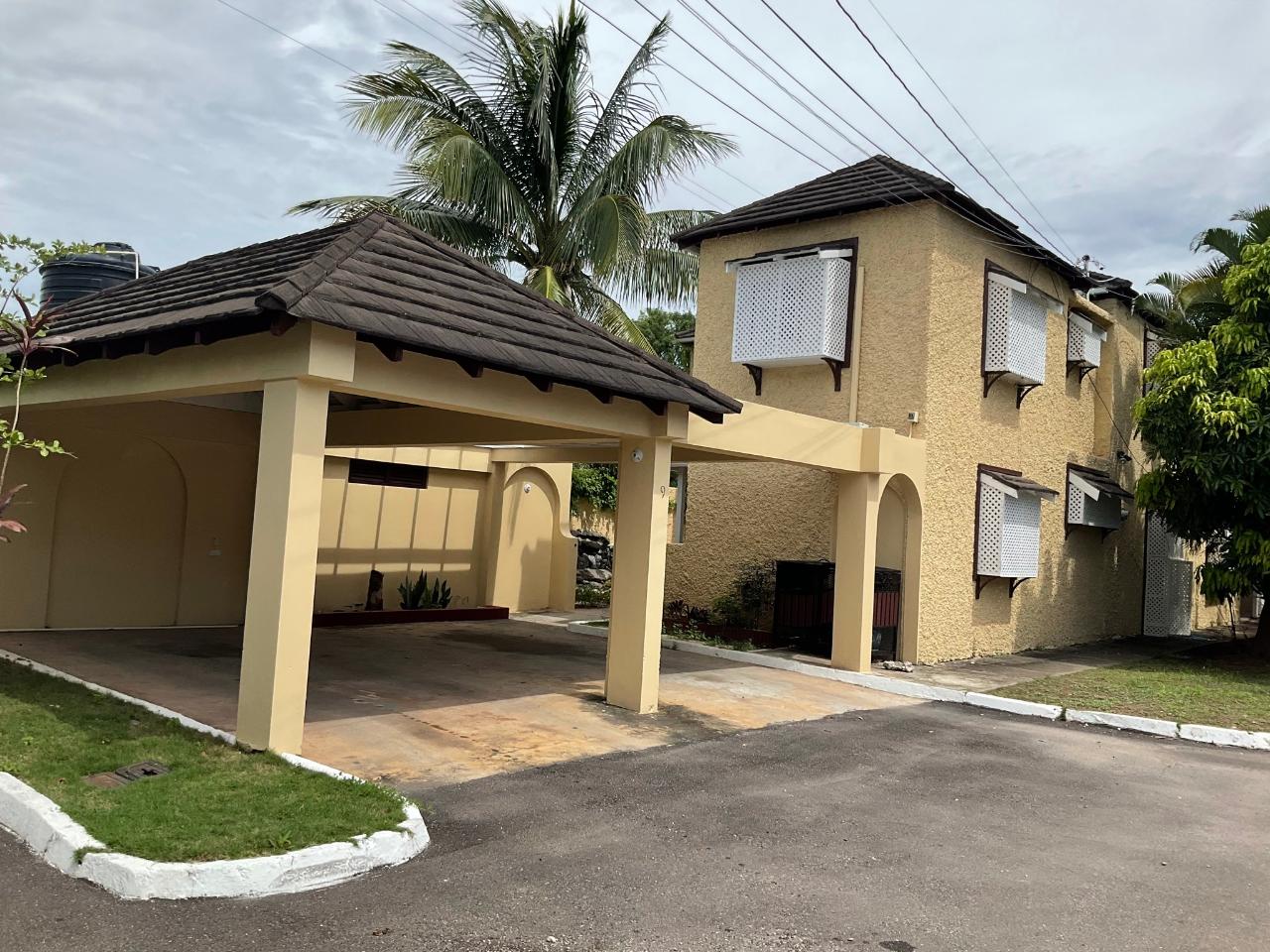 Townhouse For Rent: GREAT HOUSE BOULEVARD, Kingston 6 | $2,500