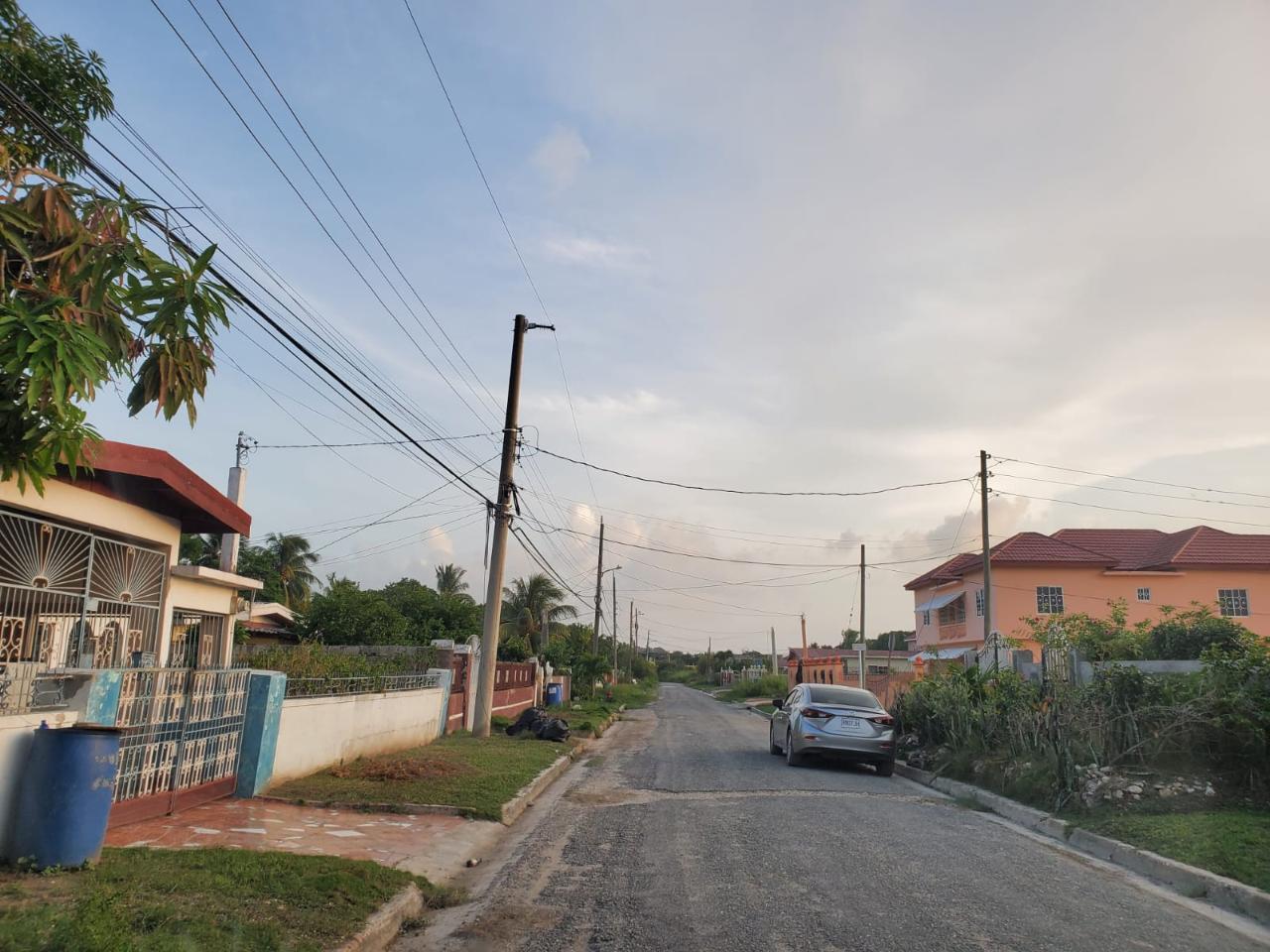 house-for-sale-kentucky-drive-spanish-town-15-000-000