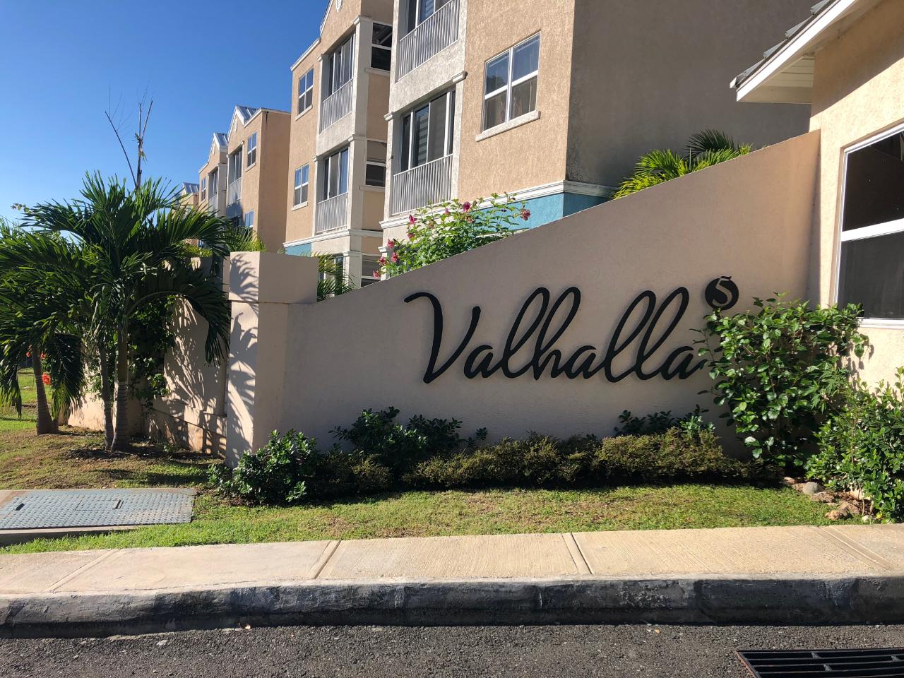 Apartment For Rent: GRAHAM HEIGHTS, Kingston 8 | $1,350 | Keez