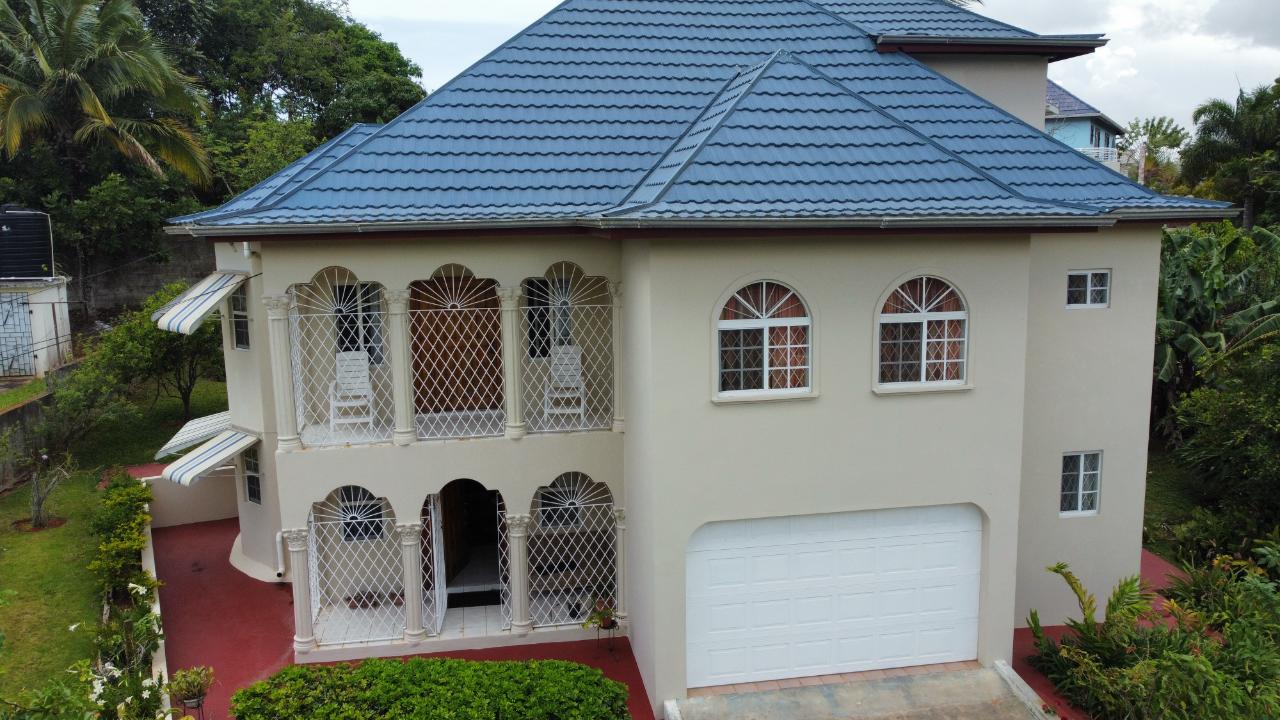 House For Sale: MANOR WAY, Mandeville | $47,000,000 | Keez