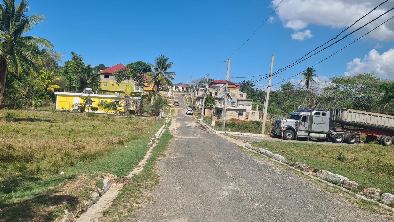 Residential Lot For Sale: PINES OF ROYWOOD ESTATE, Linstead ...