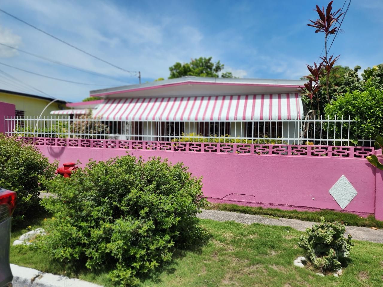 House For Sale: TEMU PLACE, Kingston 20 | $32,000,000 | Keez