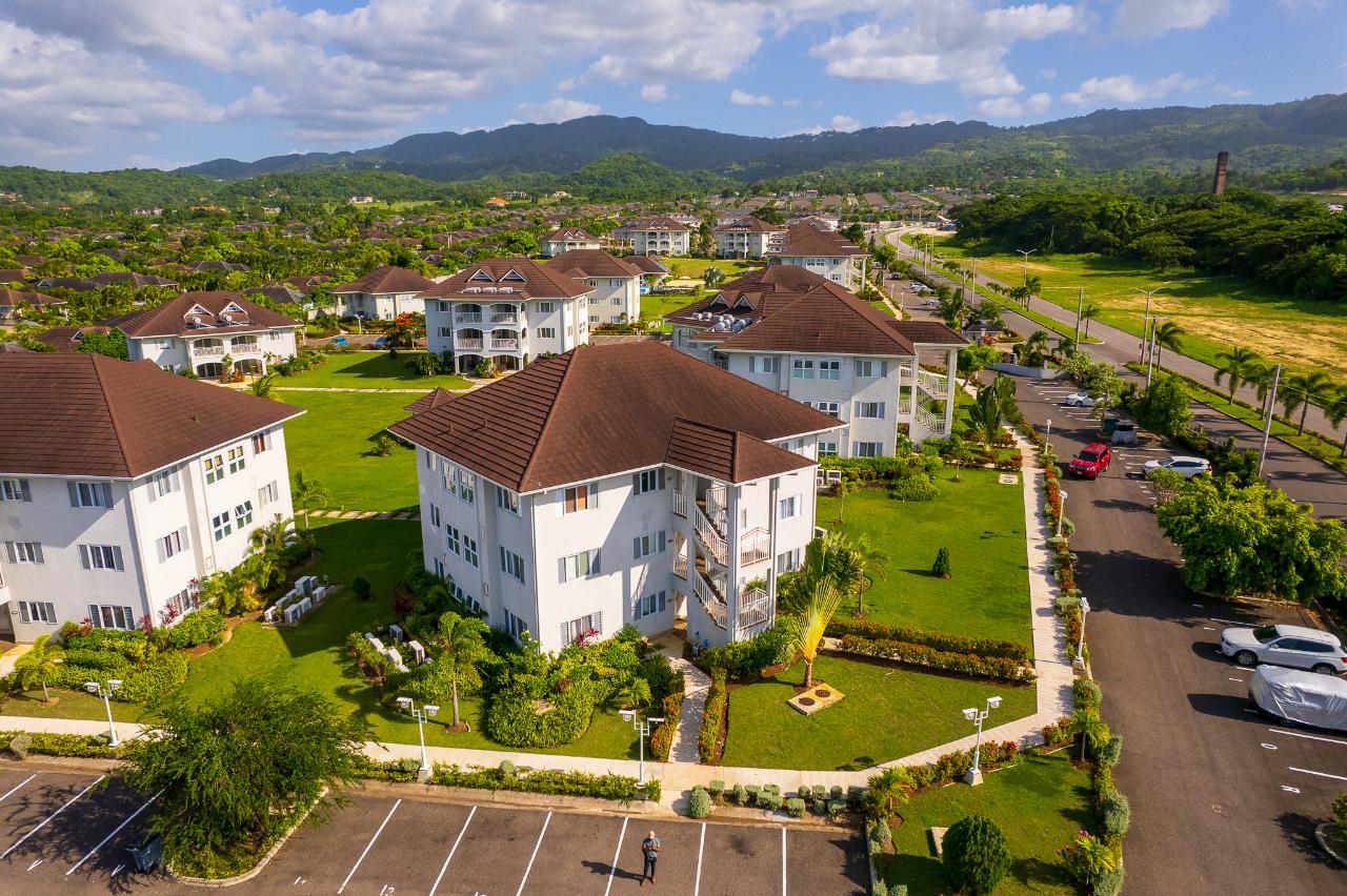 Apartment For Rent: ST. ANN, St. Ann@~apos;s Bay | $1,550 | Keez