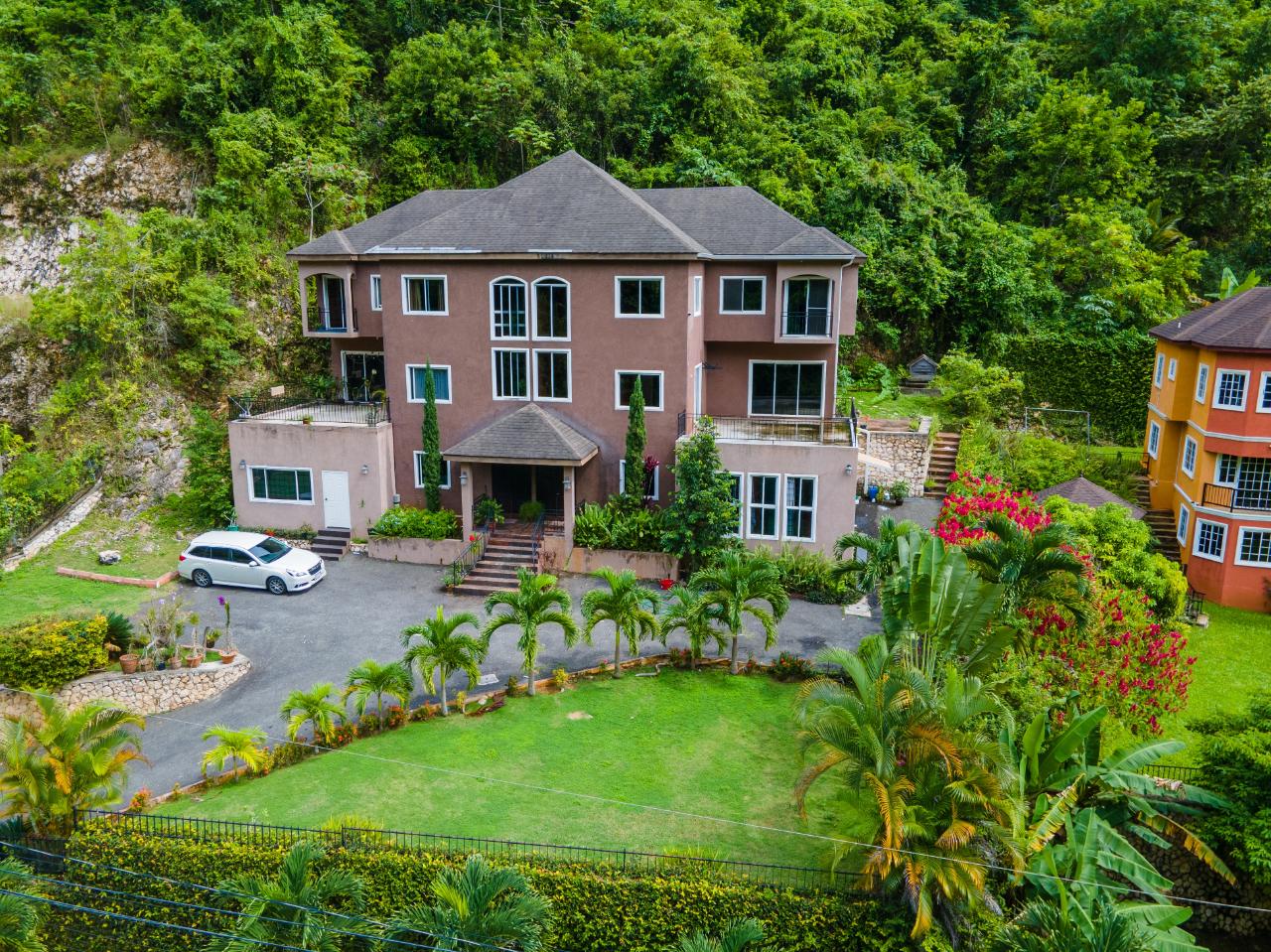 House For Sale: WEST BELLEVUE DRIVE, Kingston 19 | $150,000,000 | Keez