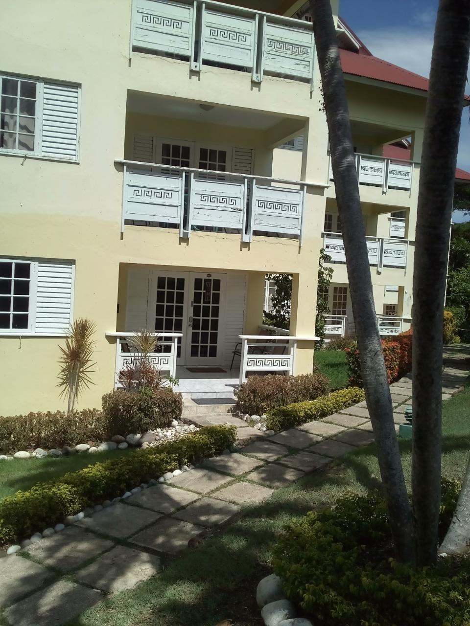 Resort / Villa For Rent: MYSTIC RIDGE, Ocho Rios | $1,500 | Keez