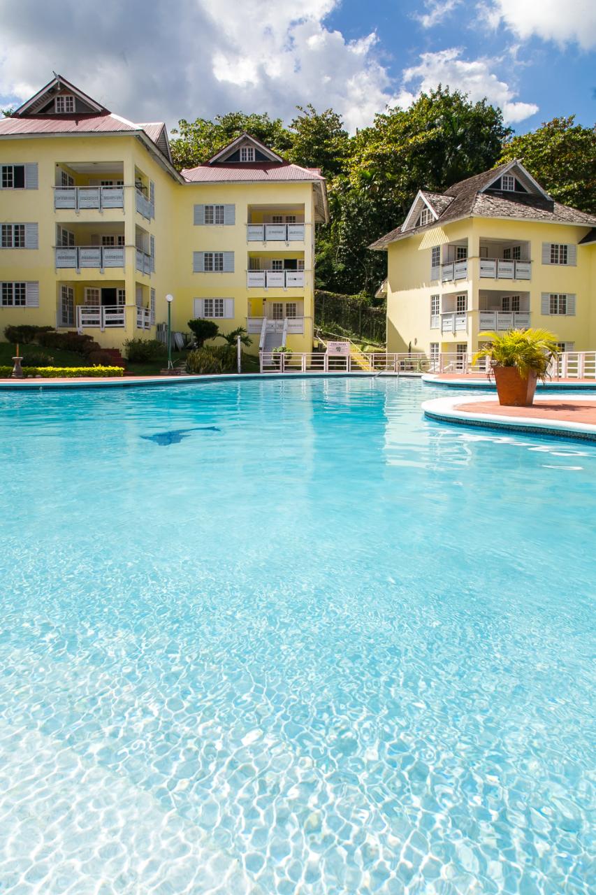 Apartment For Sale: MYSTIC RIDGE, OCHO RIOS, Ocho Rios | $250,000 | Keez