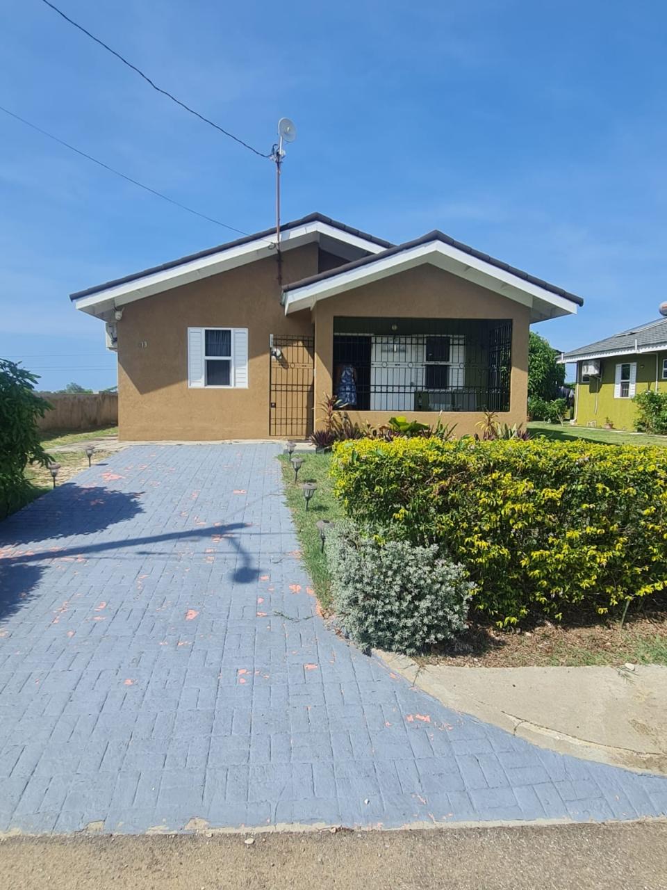 House For Rent: STONEBROOK MANOR, PHASE 1, 573 | $1,300 | Keez