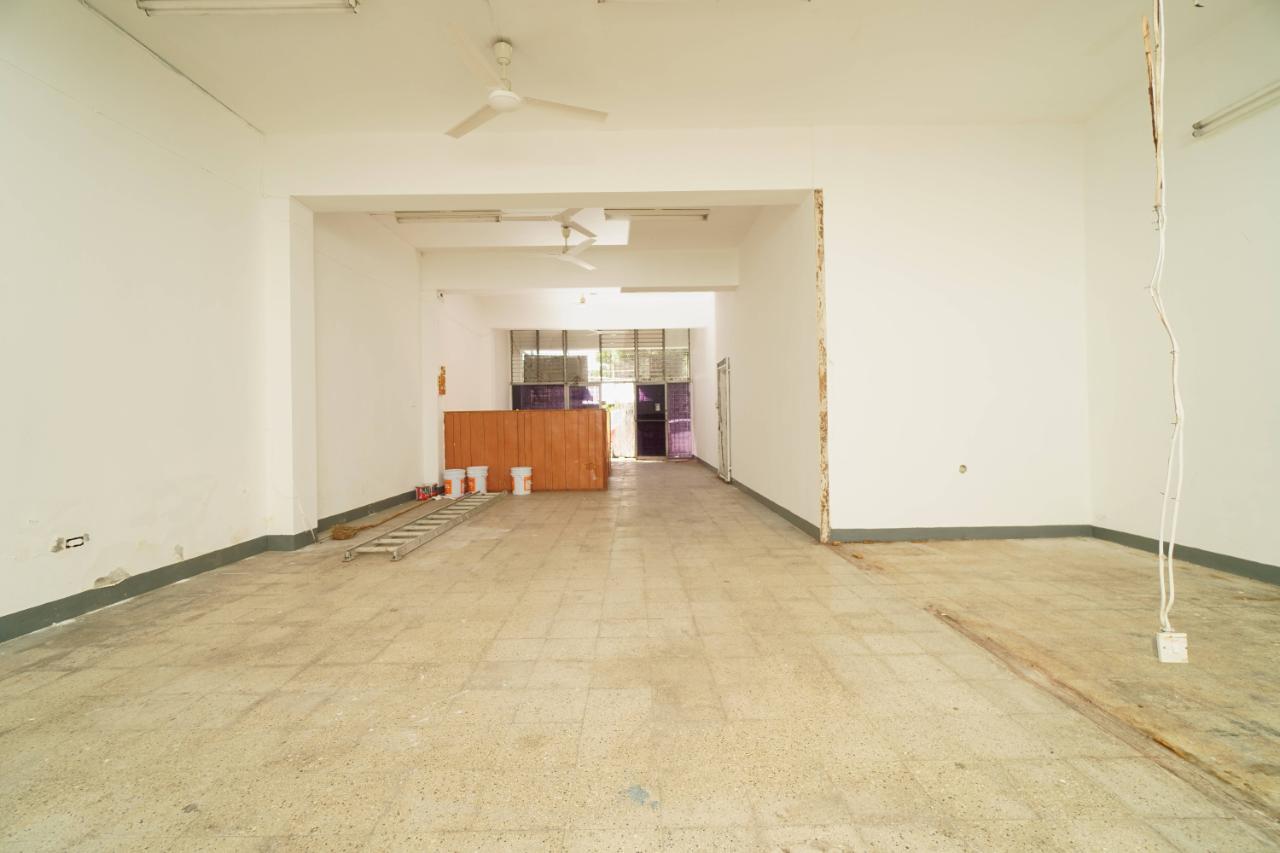 Offices / Commercial Bldg For Rent: EAST STREET, Kingston 1 | $150,000 ...