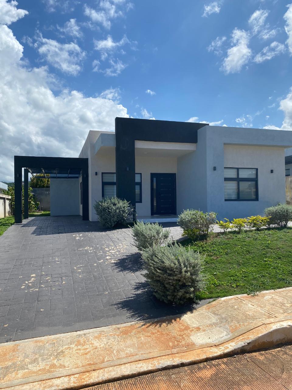 House For Sale: PYRAMID POINT, PYRAMID HE, Ocho Rios | $400,000 | Keez