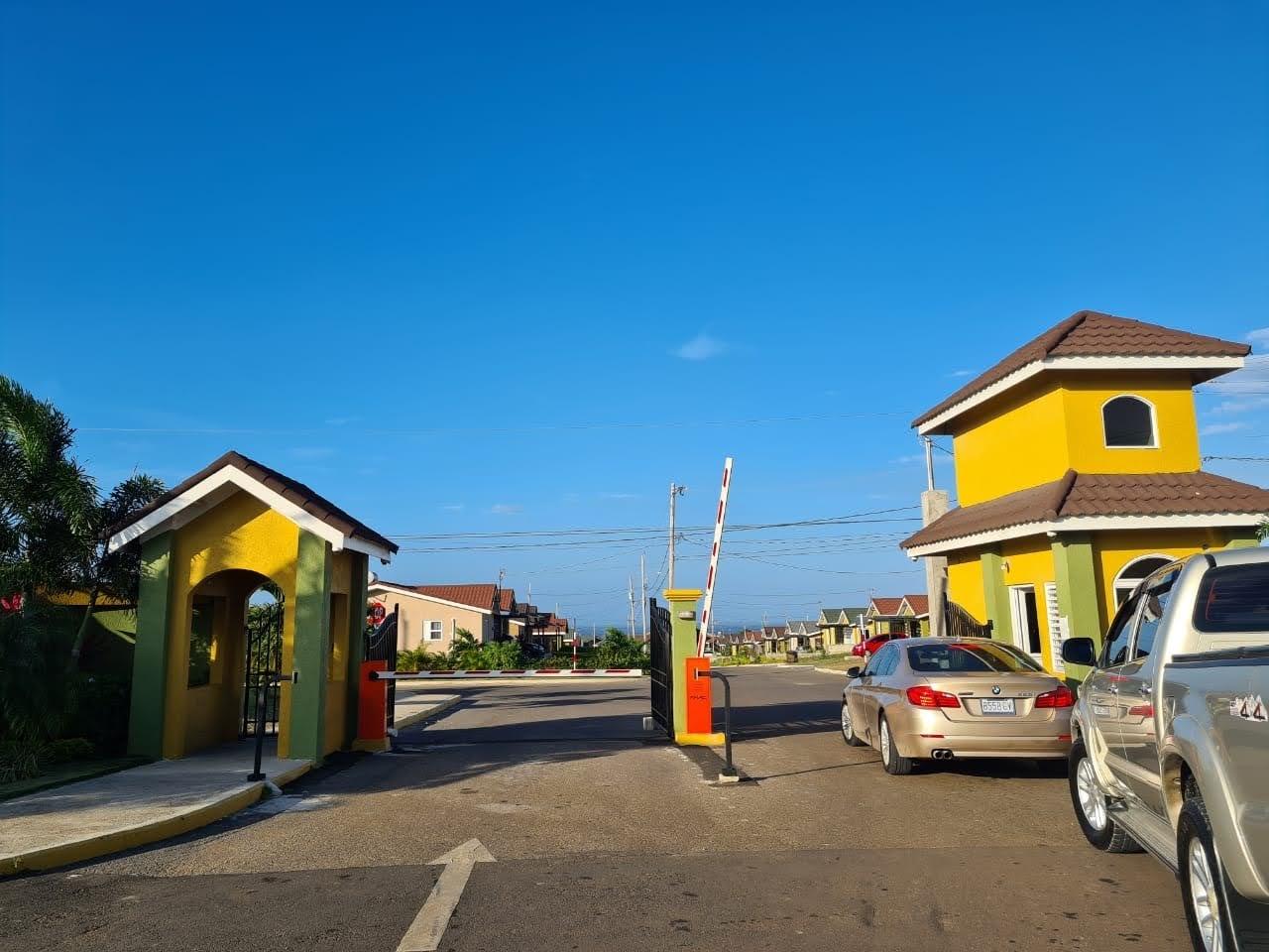 House For Rent: N STONEBROOK BLVD, 573 | $110,000 | Keez