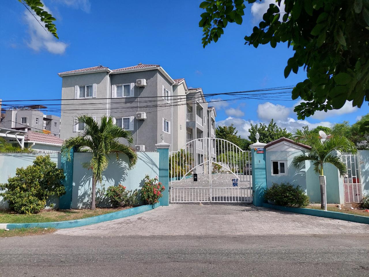 Apartment For Rent: SANDHURST AVENUE, Kingston 6 | $1,700