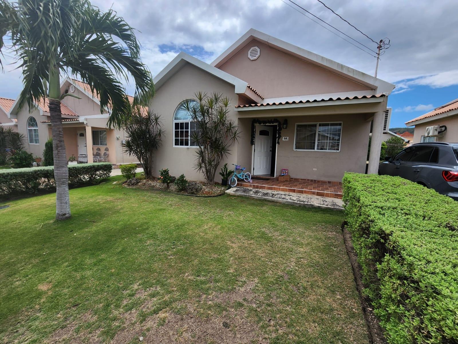 House For Rent: CAYMANAS COUNTRY CLUB EST, 1916 | $125,000 | Keez
