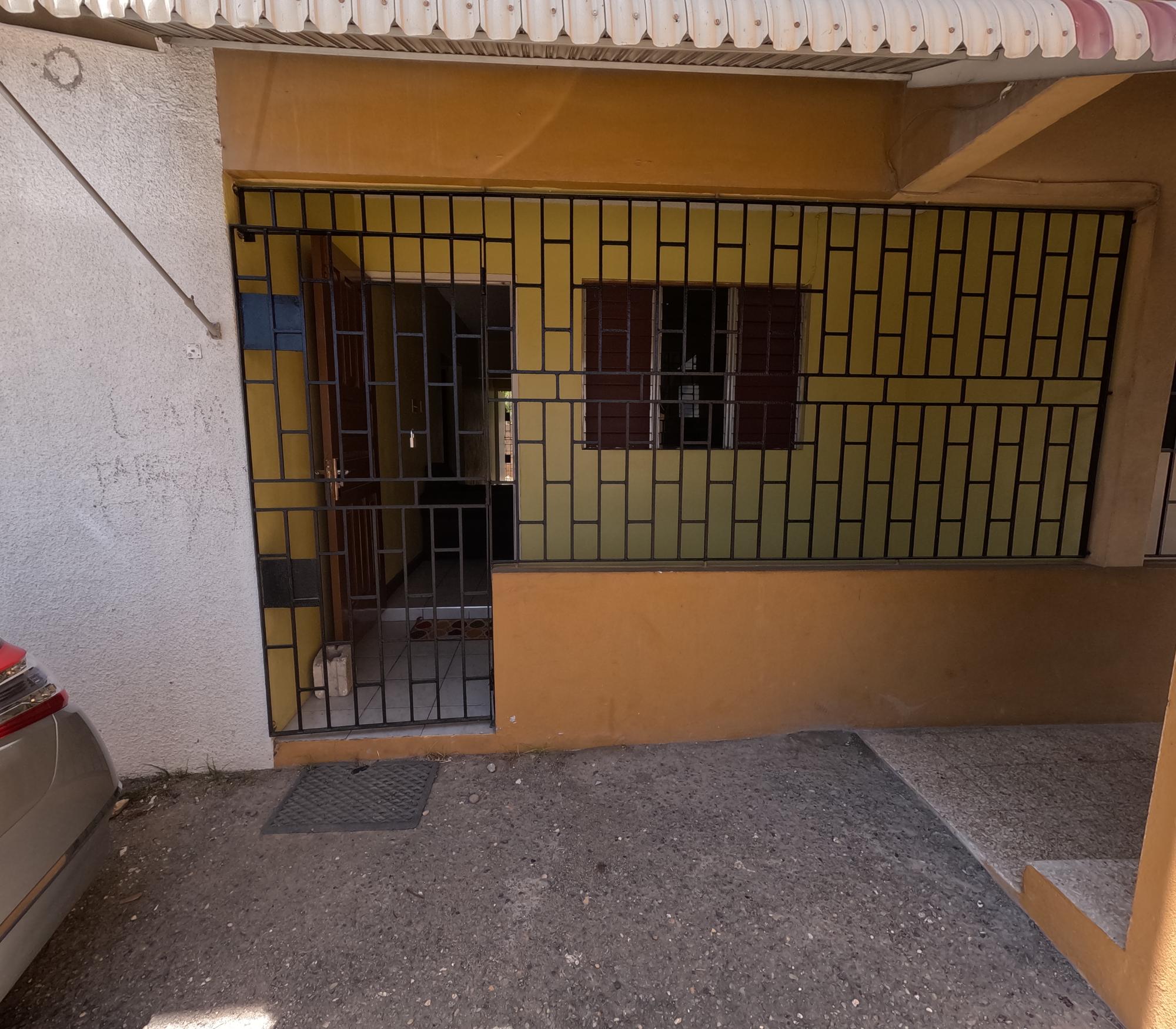 Apartment For Rent: REST HAVEN DRIVE, Kingston 17 | $130,000 | Keez