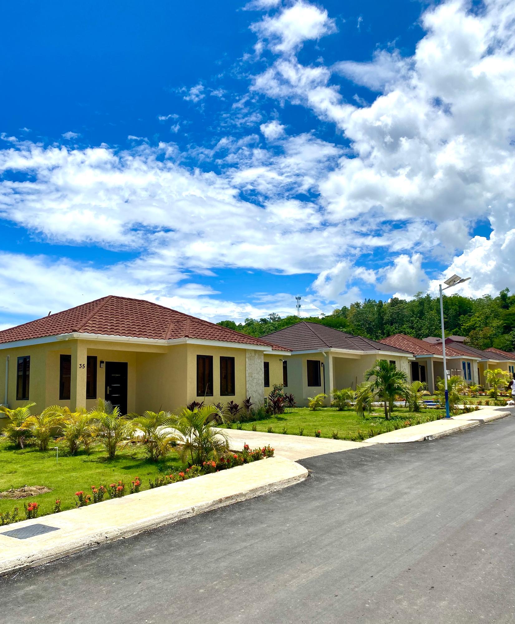 House For Rent: HAPPY COVE ESTATE, Ocho Rios | $2,400 | Keez