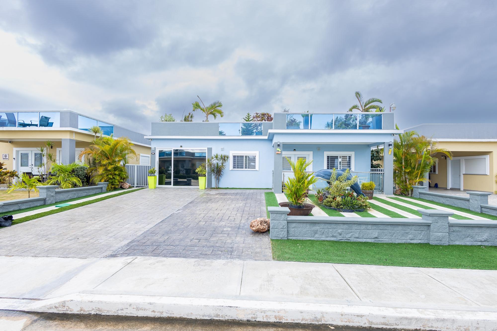 Resort / Villa For Rent: MARINA VILLAS DRAX HALL, Drax Hall Estate ...