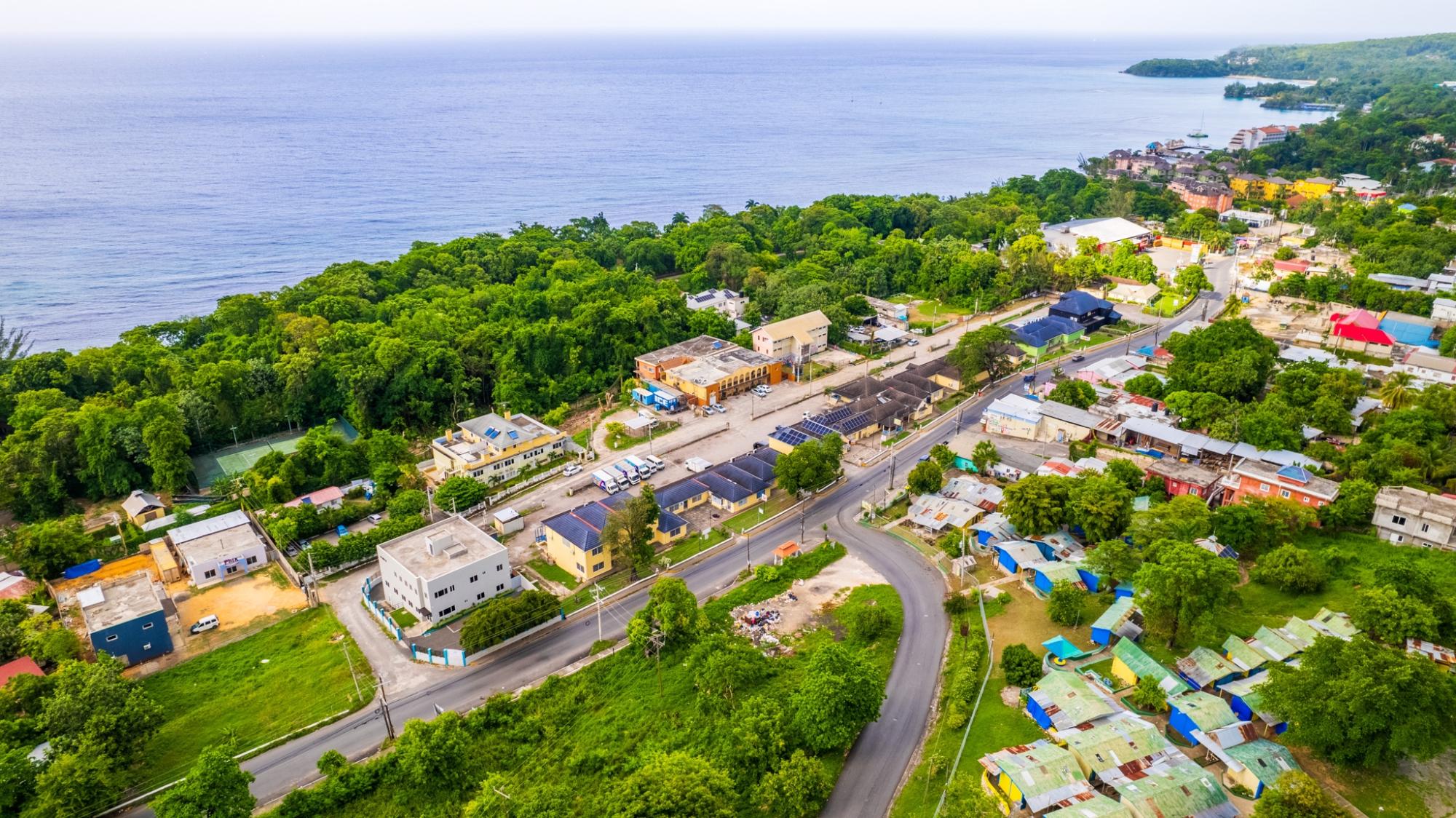 Offices / Commercial Bldg For Rent: MAIN STREET OCHO RIOS, Ocho Rios ...