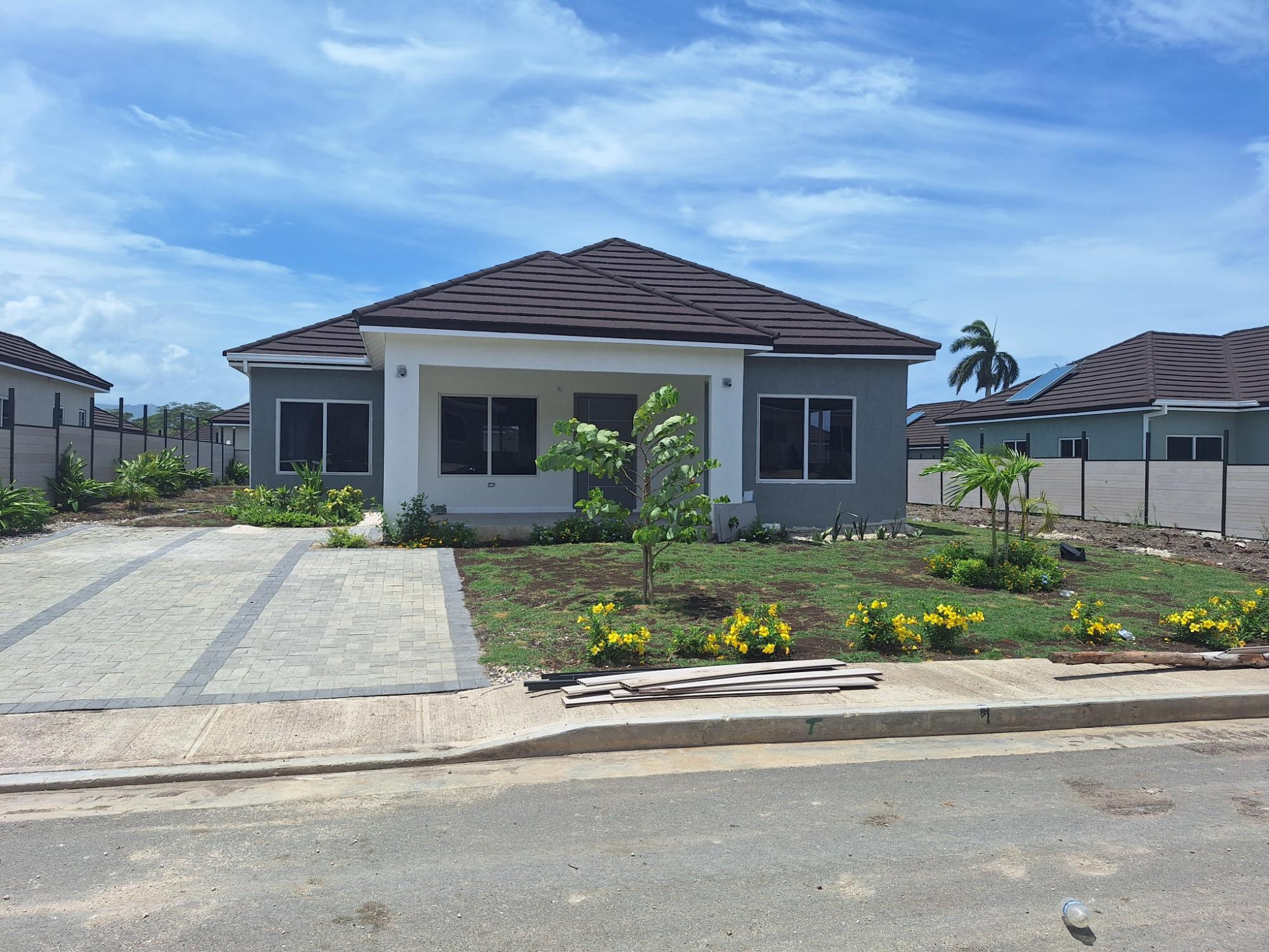 House For Sale: FAIRWAY ESTATE, St. Ann@~apos;s Bay | $450,000 | Keez