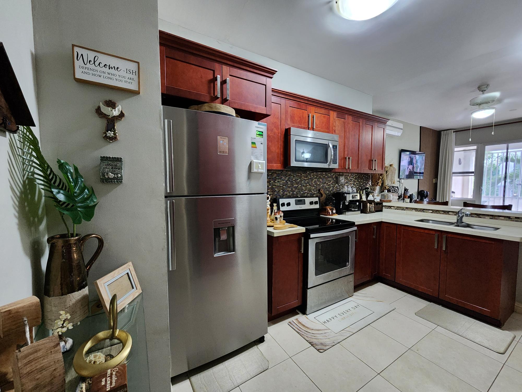 Apartment For Sale: GRAHAM HEIGHTS, Kingston 8 | $37,000,000 | Keez