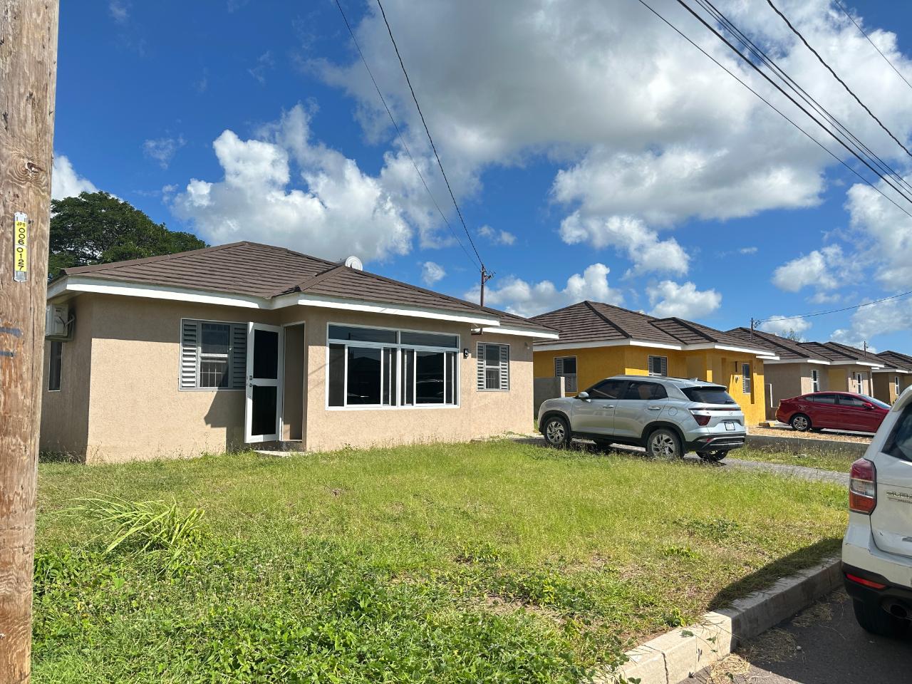 House For Rent: PORT RIDGE ESTATE, Greater Portmore | $150,000 | Keez