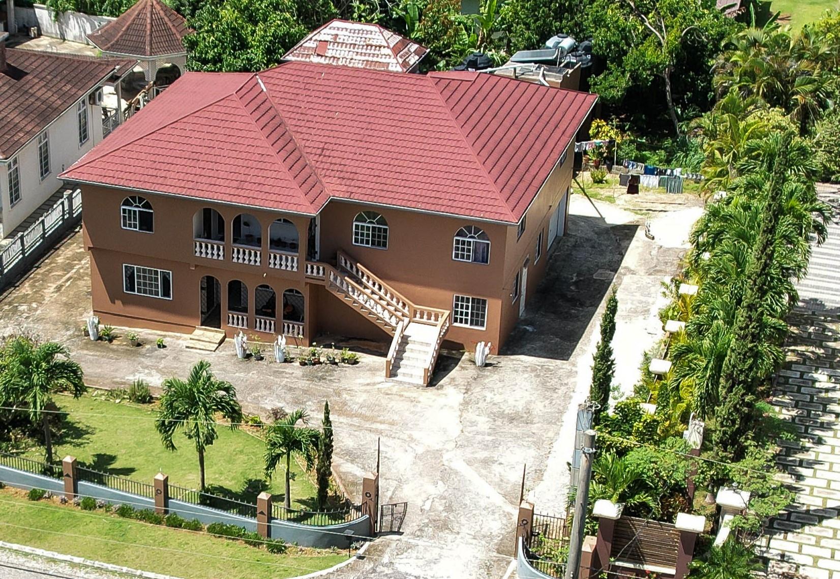 House For Sale: BATTERSEA AVENUE, Mandeville | $59,000,000 | Keez