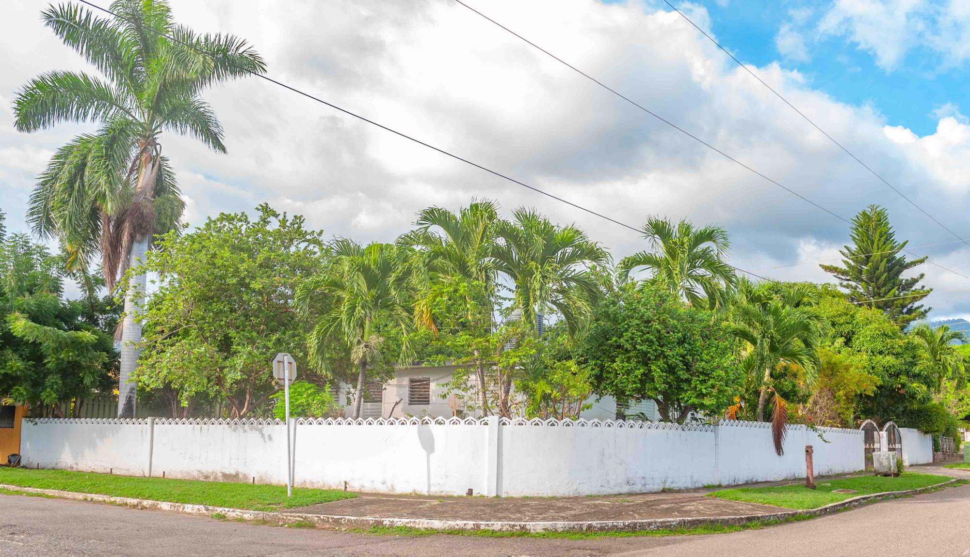 House For Sale: BEGONIA DRIVE , MONA, Kingston 6 | $52,000,000 | Keez