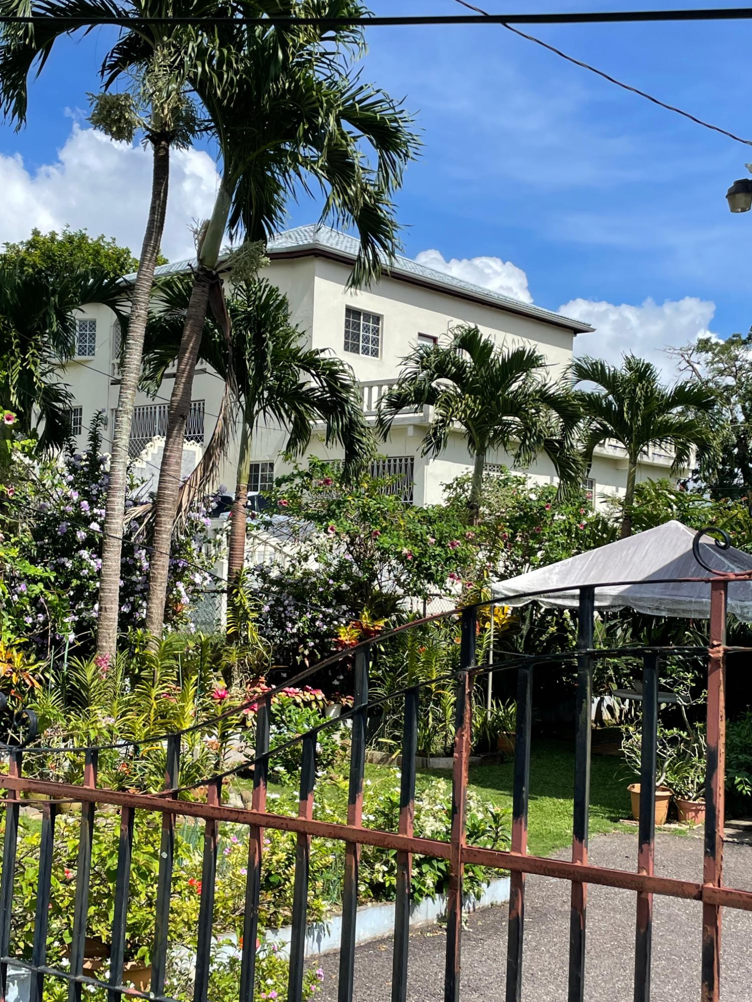 House For Sale: LYNMAR DRIVE, MANDEVILLE, Mandeville | $49,600,000 | Keez