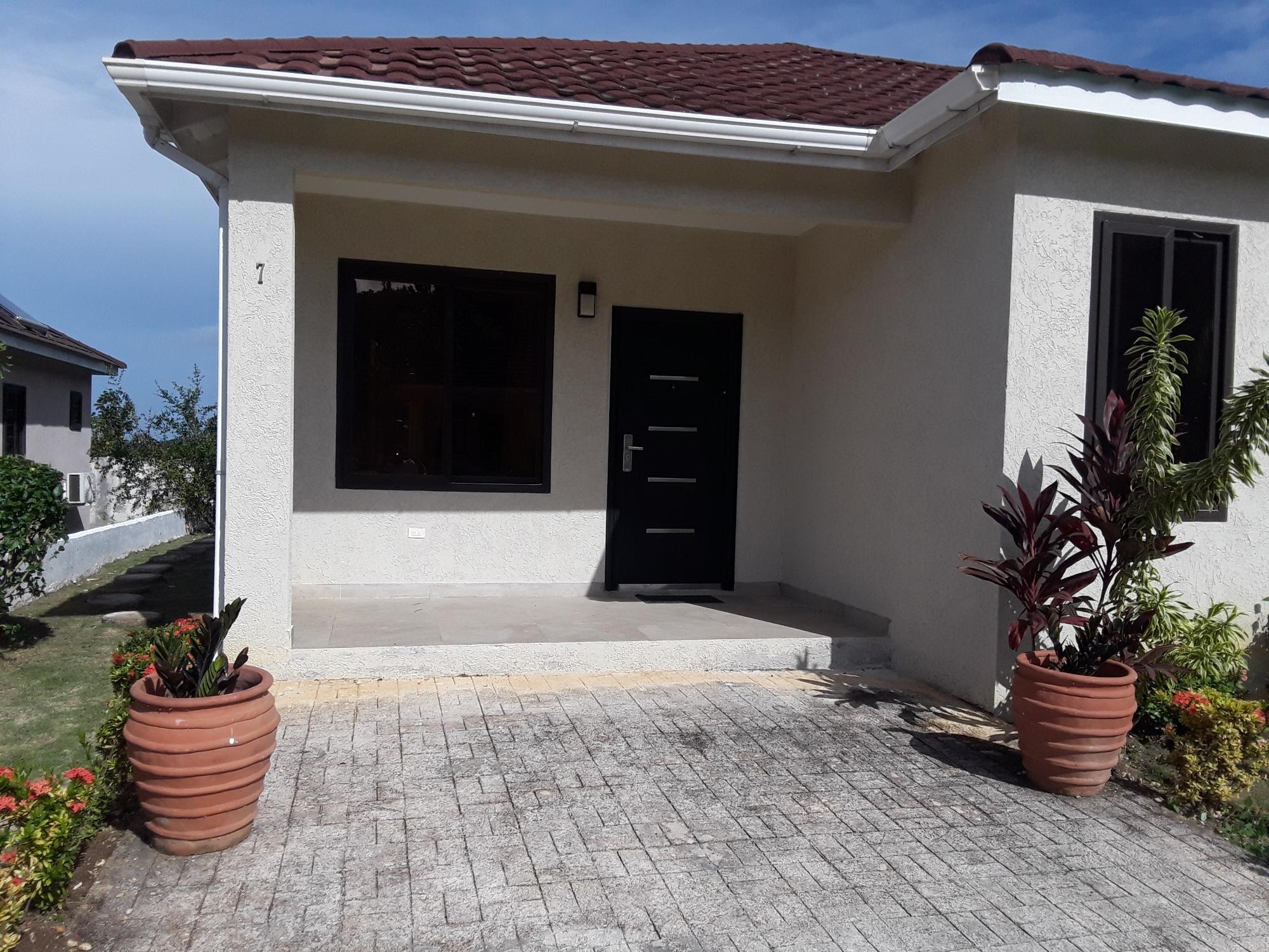 House For Rent: HAPPY COVE ESTATE, Ocho Rios | $1,900 | Keez