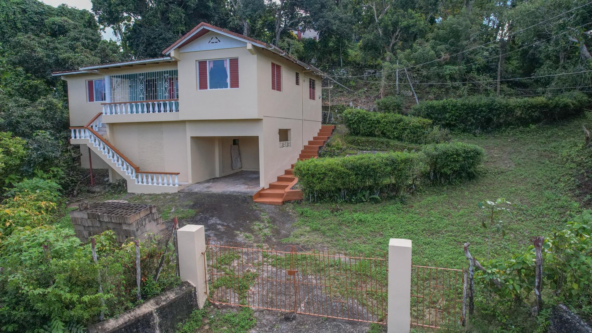 House For Sale: LINCOLN ROAD, Browns Town | $135,000 | Keez